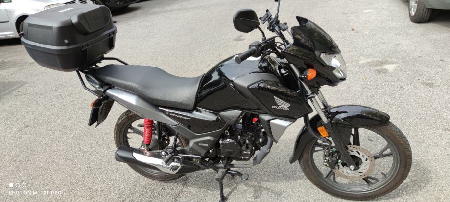 Honda cb 125 f, 2022 god.