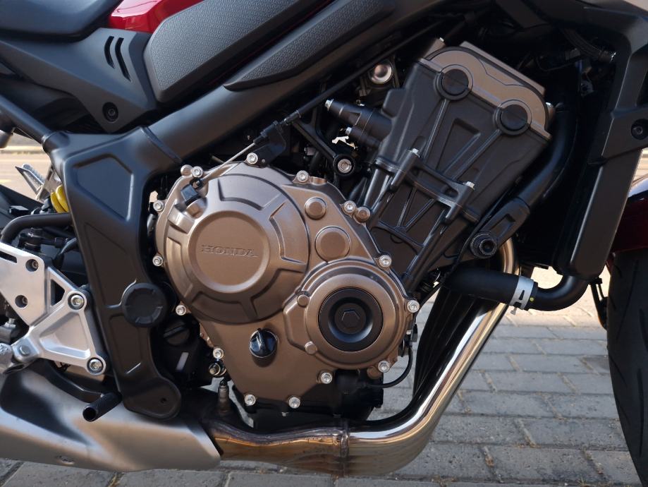 Honda CB 650 R 649 cm3, 2021 god.