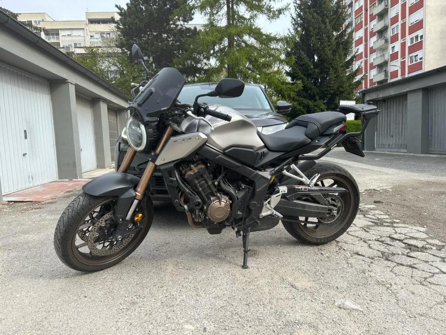 Honda CB 650 RA 649 cm3, 2019 god.