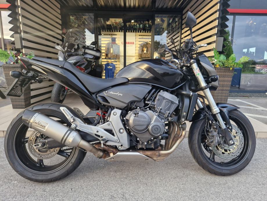 Honda Cb600f 599 cm3, 2011 god.