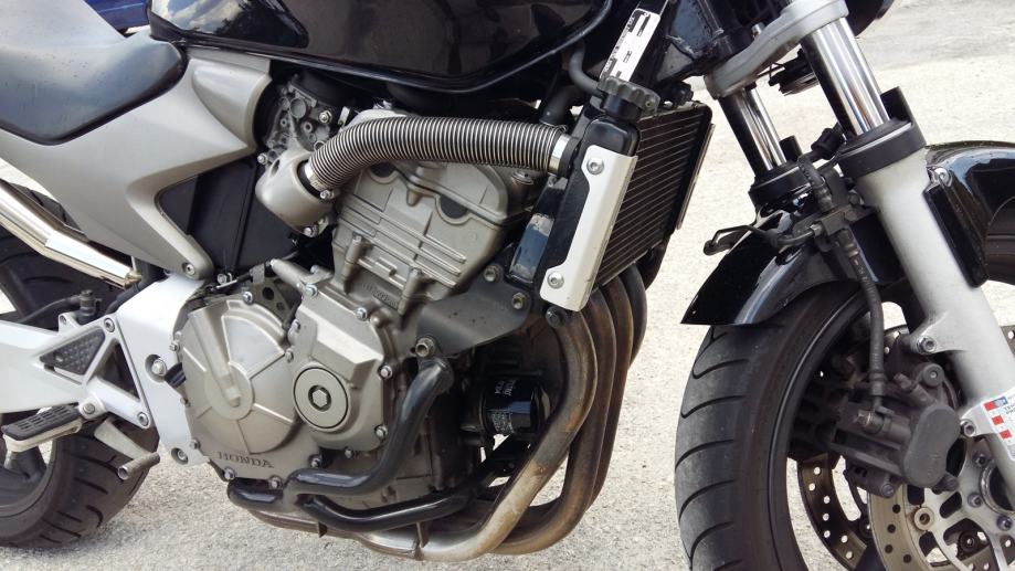 Honda CB600F Hornet 599 cm3 PRILIKA BEZ ULAGANJA!!, 2004 god.