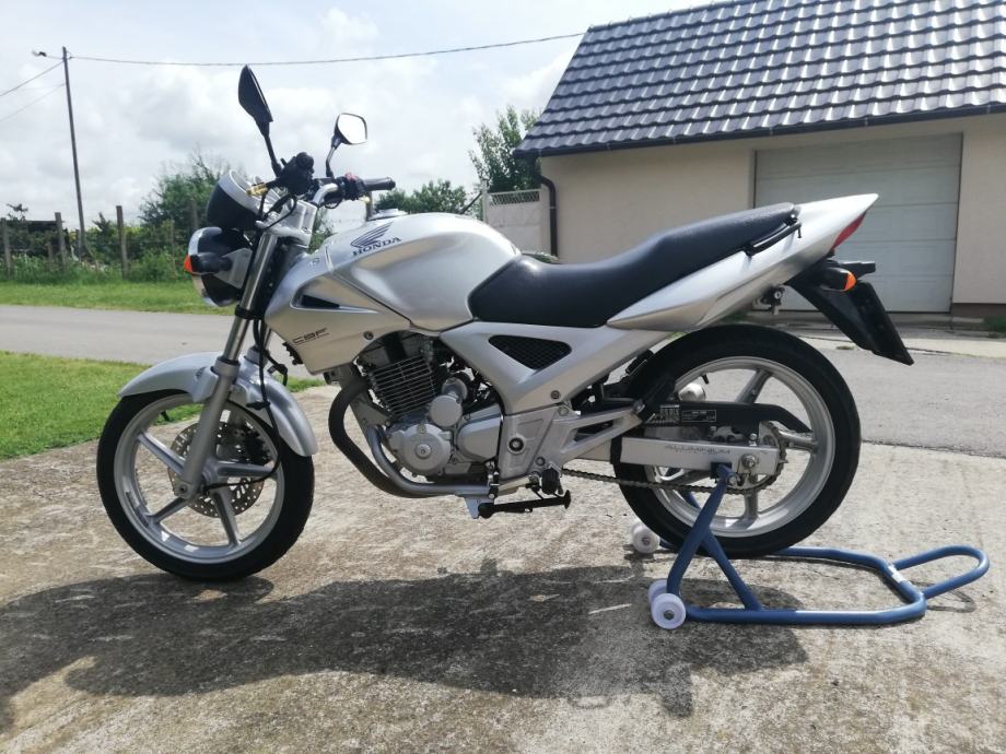 Honda Cbf 250 250 cm3, 2005 god.