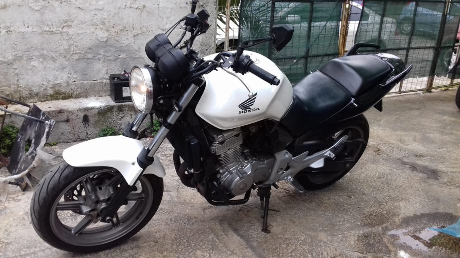 Honda CBF 500 cm3 reg 8mj 2020, 2005 god.