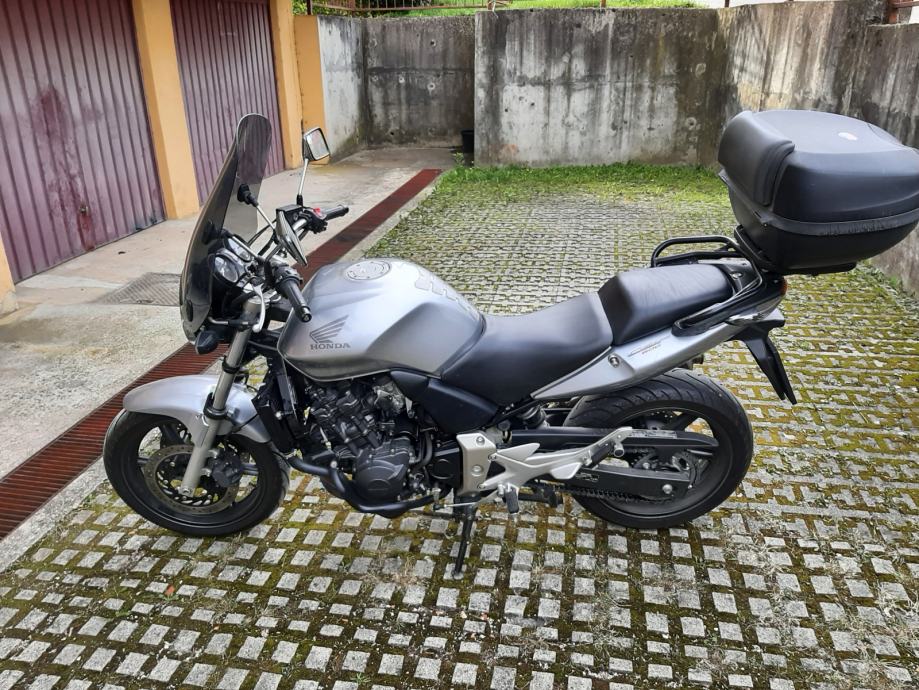 Honda CBF 600N 599 cm3, 2007 god.