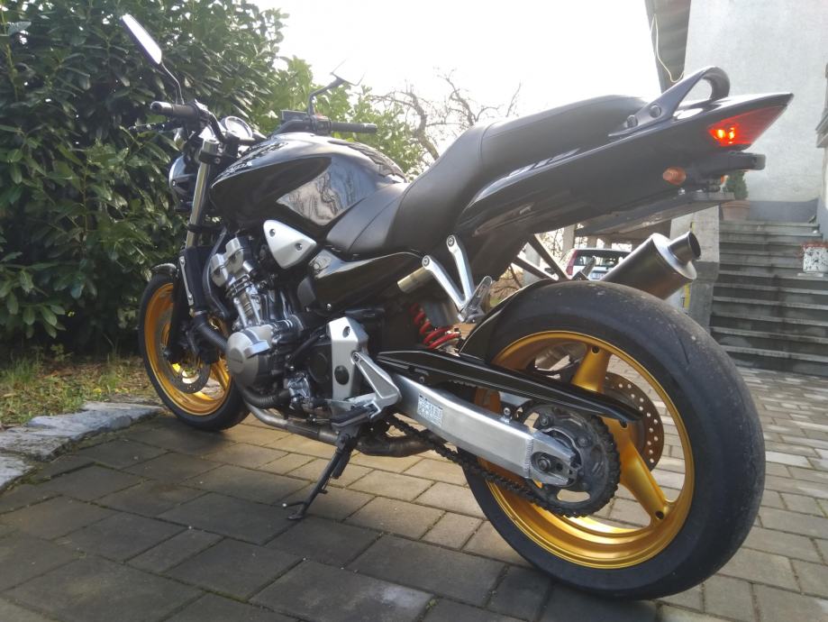 Honda Hornet 900 919 cm3, 2002 god.