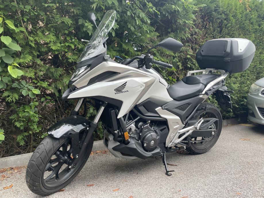 Honda NC750XD 2021 god., 2021 god.