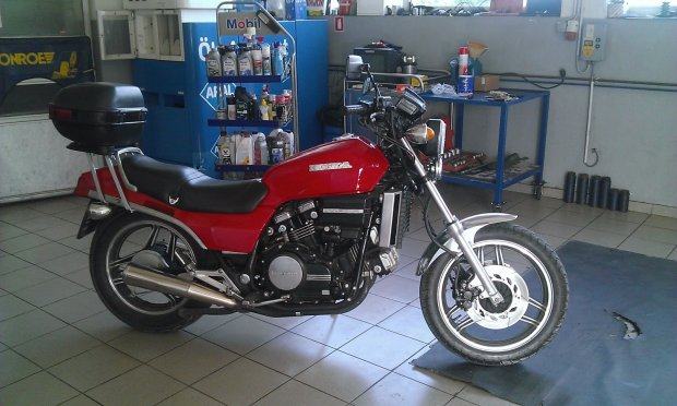 Honda VF SABRE 750 cm3, 1987 god.