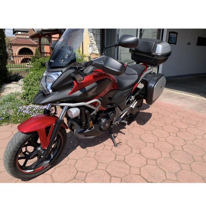 Honda xa 750 cm3, 2015 god.