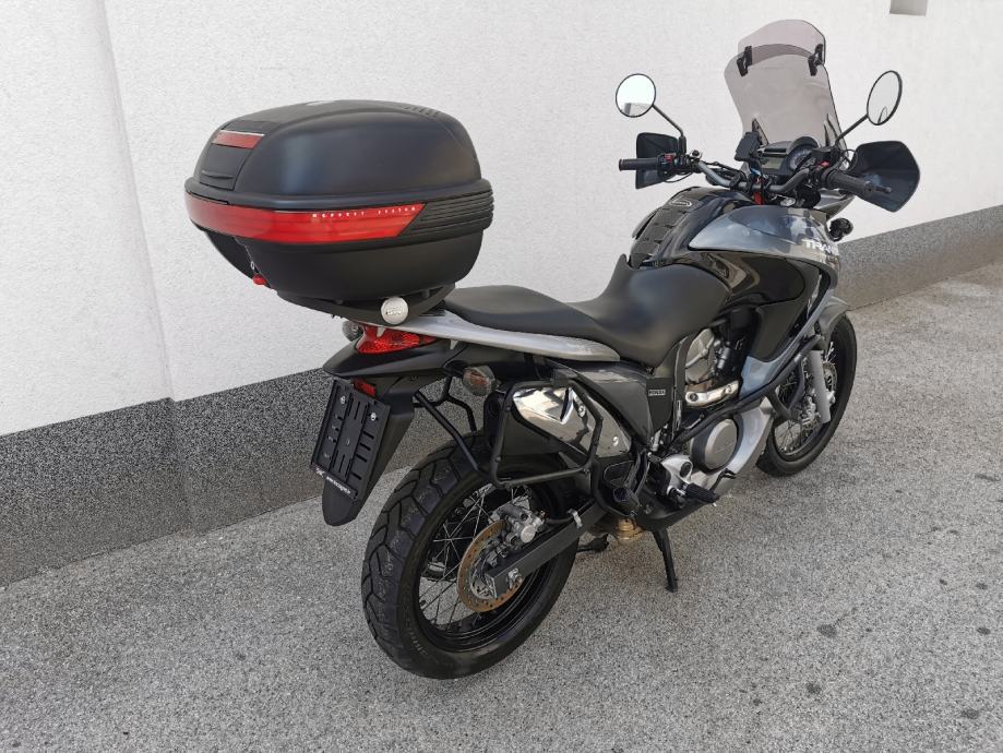 Honda XL 700 V TRANSALP 700 cm3, 2008 god.