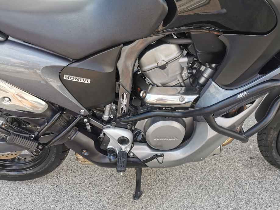 Honda XL 700 V TRANSALP 700 cm3, 2008 god.