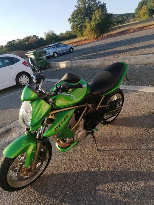 Kawasaki ER-6n 650 cm3, 2006 god.