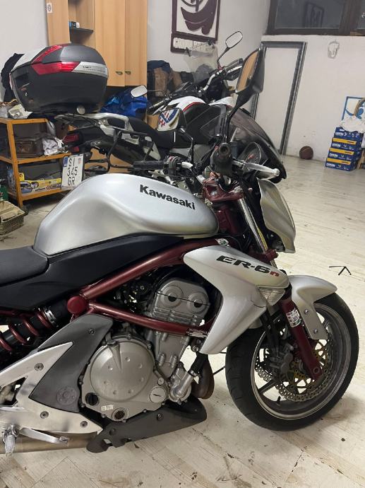 Kawasaki er6n 650 cm3, 2006 god.