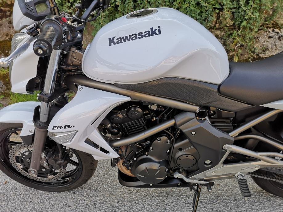 Kawasaki Er6n Er6 n Er6 649 cm3, 2009 god.