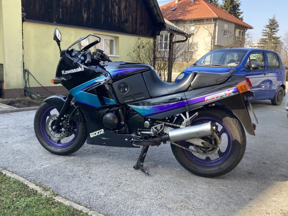 Kawasaki GPX 600 r, 1988 god.