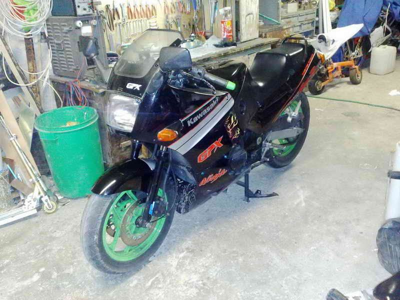 Kawasaki GPX600R - Ninja 600 cm3, 1995 god.