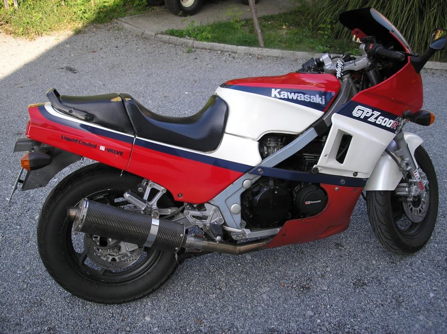 Kawasaki GPZ 600 R, 1985 god.