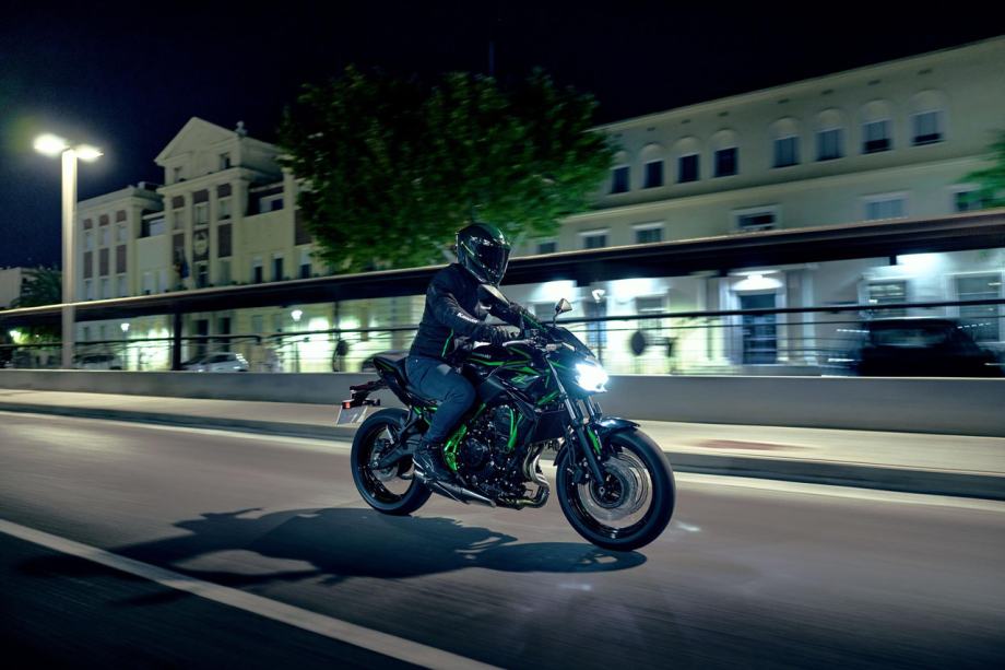 KAWASAKI Z650 se Euro 5+ NOVO!!! ISPORUKA ODMAH, 2025 god.