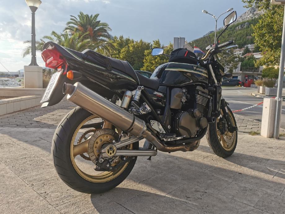 Kawasaki Zrx 1200 cm3, 2004 god.