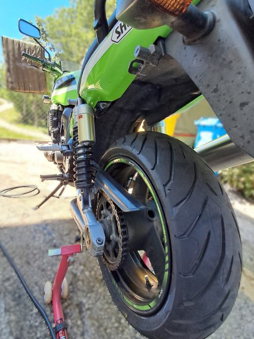 Kawasaki ZRX - 1200, 2006 god.