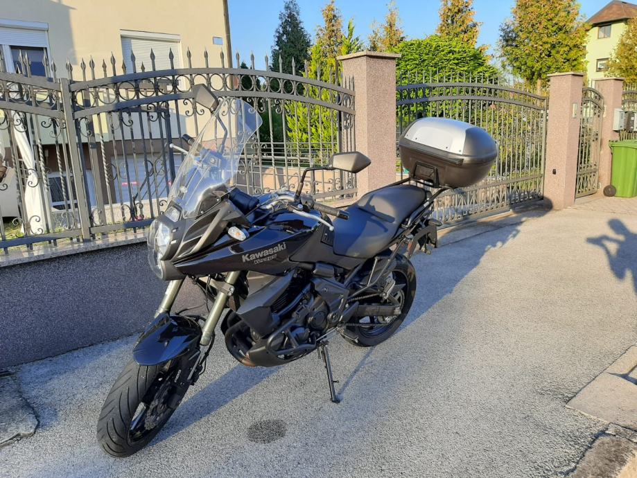 KAWSAKI VERSYS 650, 2012 god.