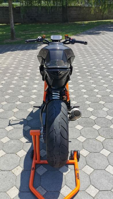 KTM 1290 Super Duke R, Top stanje, Mog.zamjene, kartice, 2019 god.