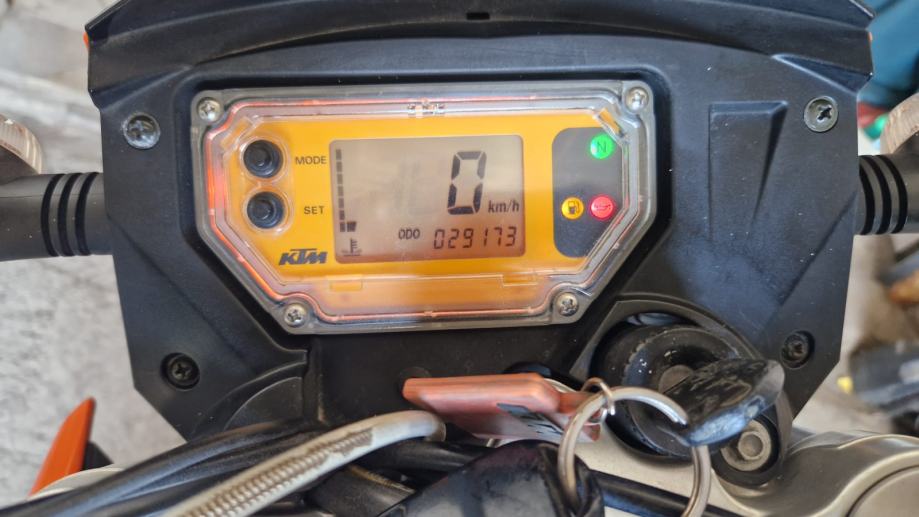 KTM 950 SM, 2006 god.