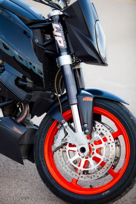 KTM 990 super duke 999 cm3, 2005 god.