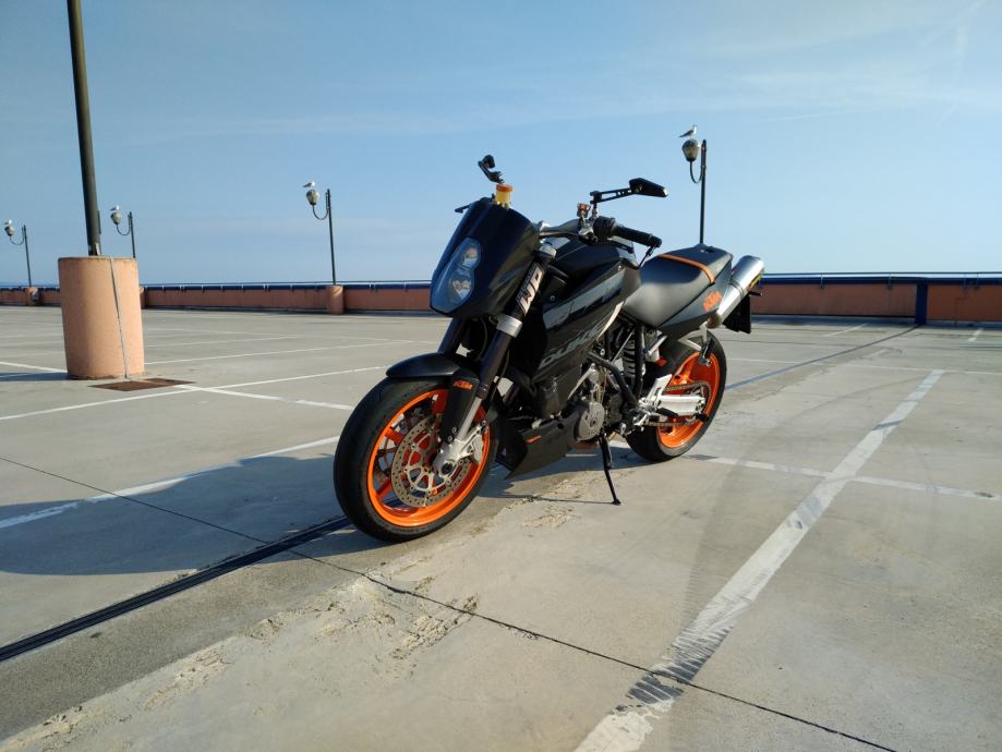 KTM 990 super duke 999 cm3, 2005 god.