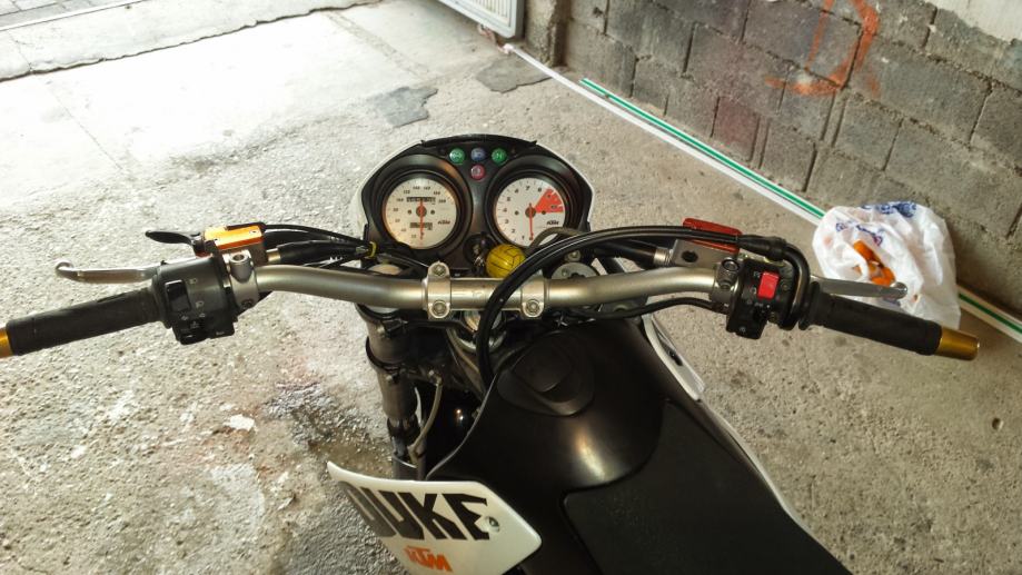KTM Duke 2 640 625 cm3, 2004 god.