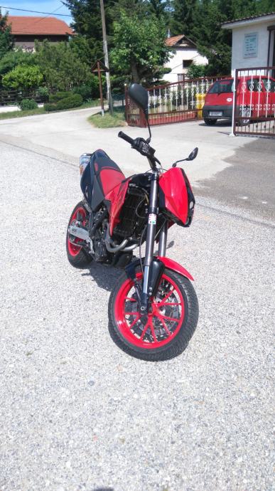KTM Duke 2 625 cm3, 2001 god.