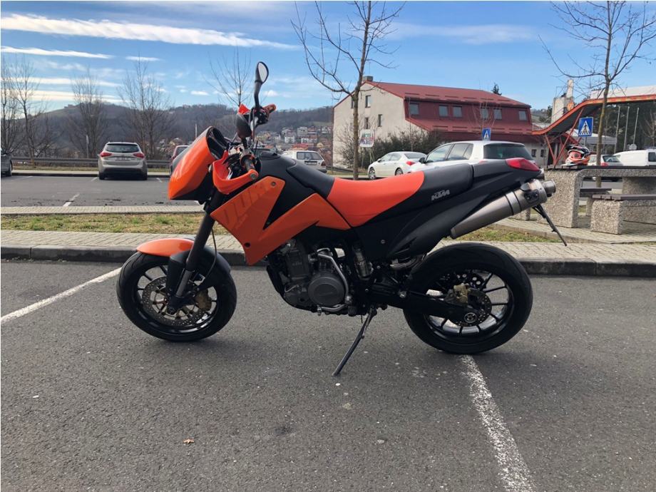 KTM DUKE 2 640 cm3 GARAŽIRAN,REGAN I SERVISIRAN! SPREMAN ZA SEZONU ...