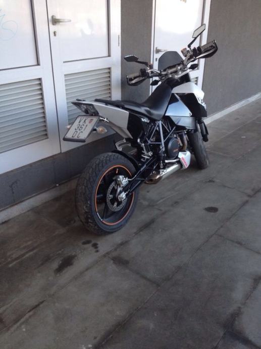 KTM Duke 3 690 3999eura AKCIJA!!!!, 2008 god.