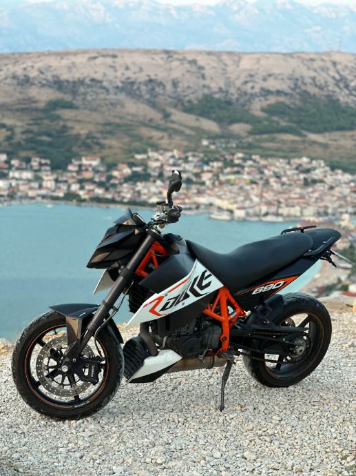KTM Duke 690 R 690 cm3, 2010 god.