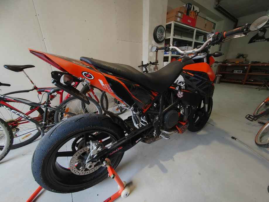 KTM DUKE 690, 2008 god.