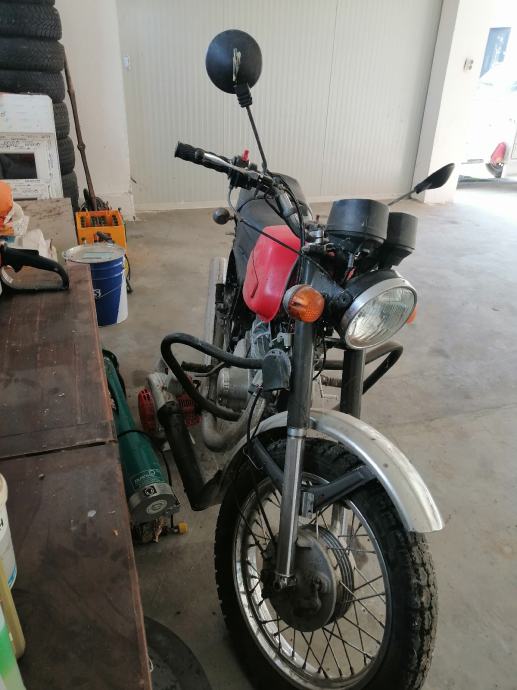 RUSKI MOTOR IZ PLANETA 5, 1990 god.