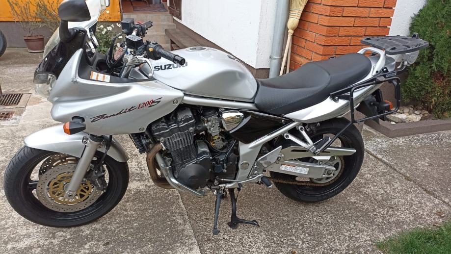 Suzuki Bandit 1200S 1200 cm3, 2003 god.