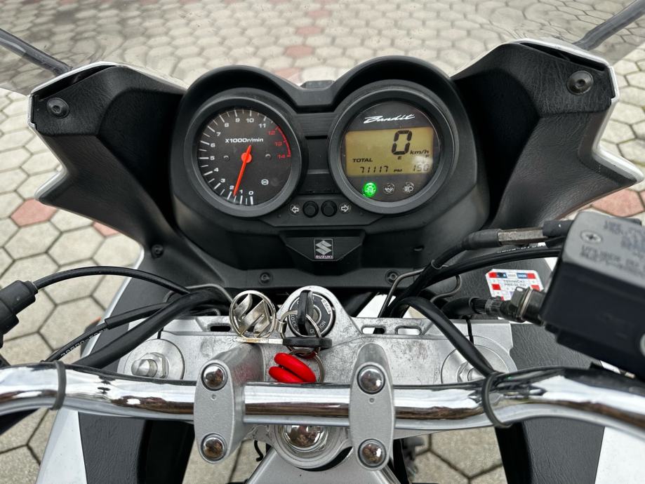 Suzuki Bandit 650, 2005 god.