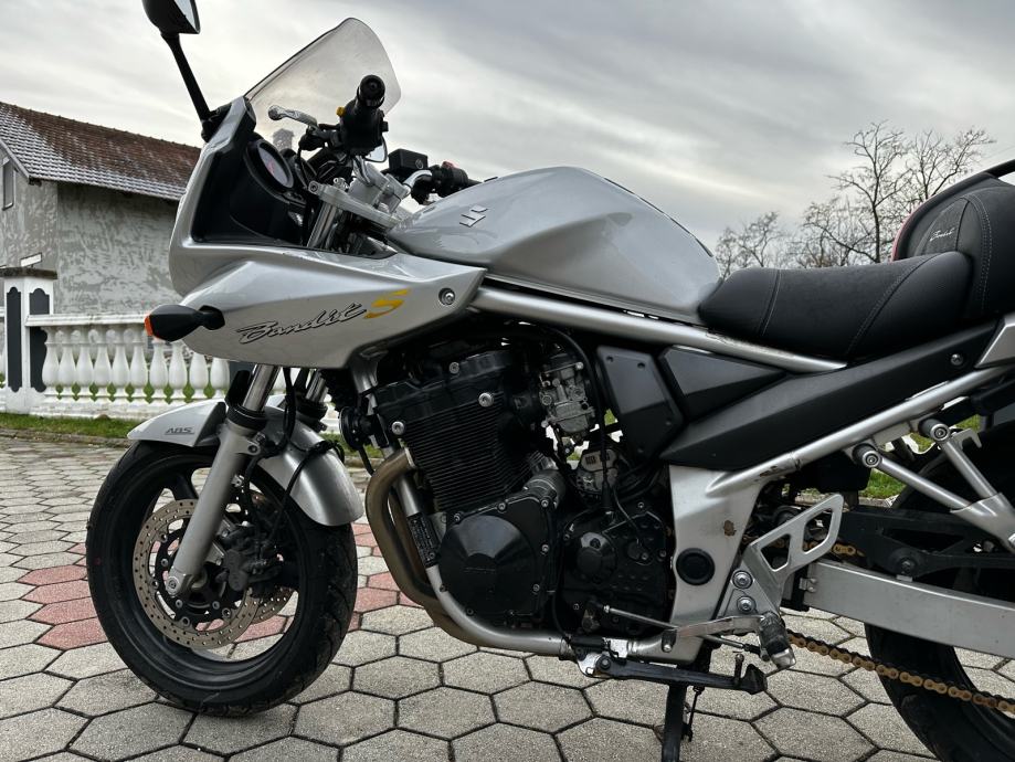 Suzuki Bandit 650, 2005 god.