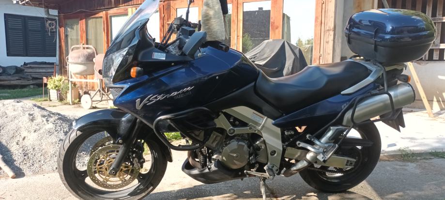 Suzuki dl 1000 V Storm 1000 cm3, 2004 god.