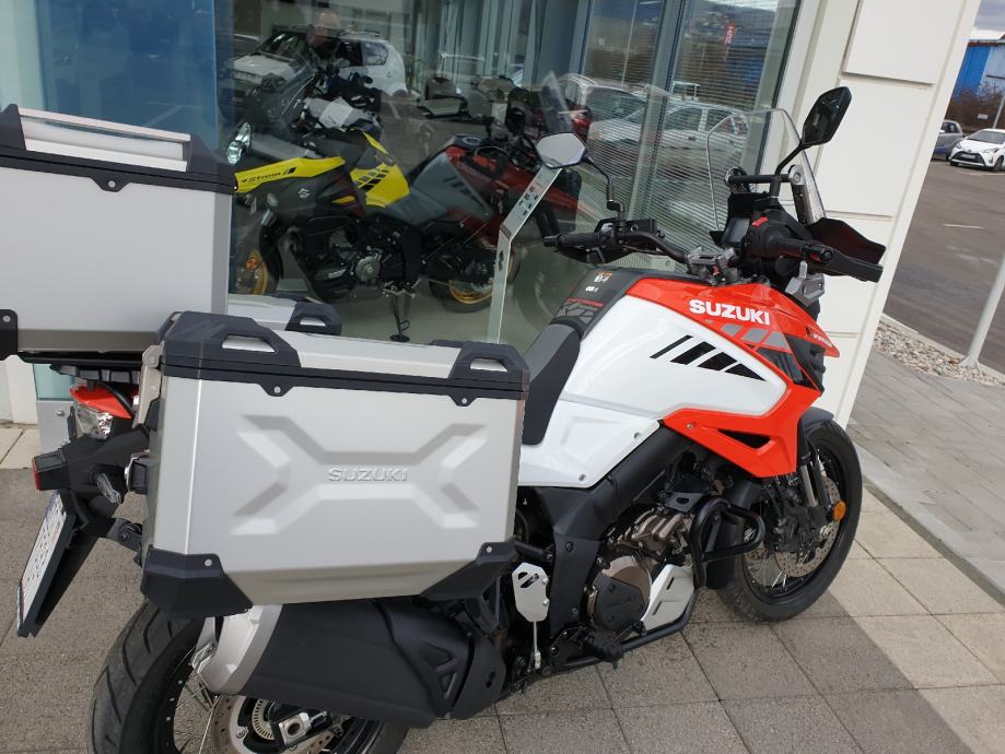 Suzuki DL1050 XT V-Strom 1037 cm3, 2020 god.