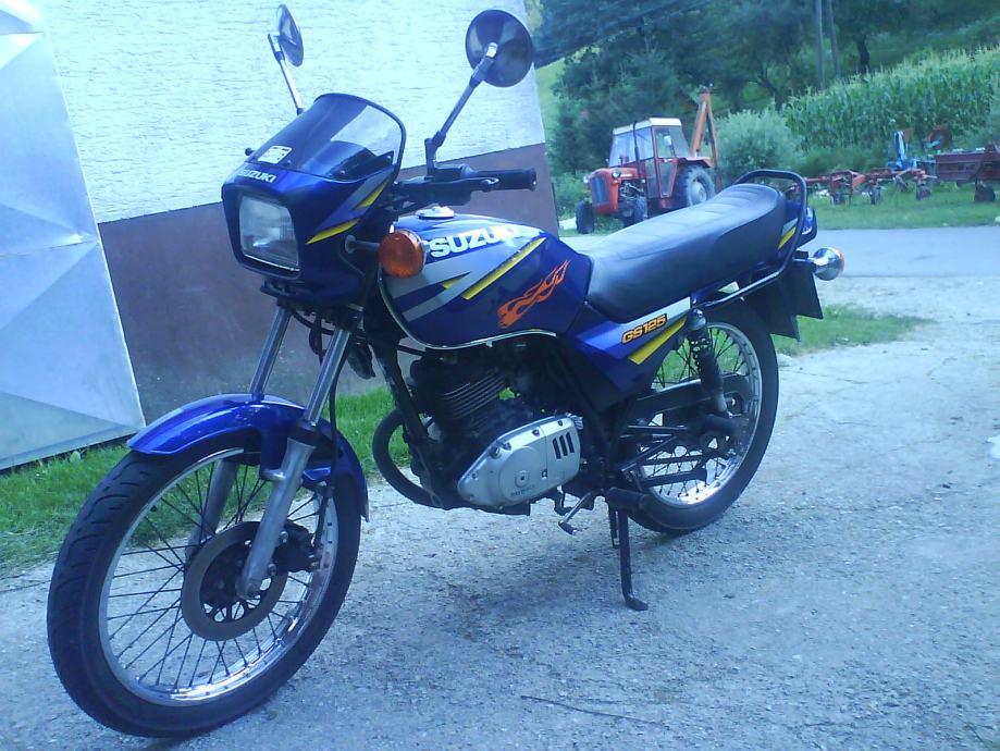 Suzuki gs-125 125 cm3, 2000 god.
