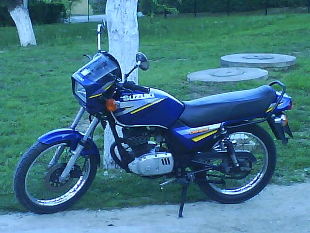 Suzuki gs-125 125 cm3, 2000 god.