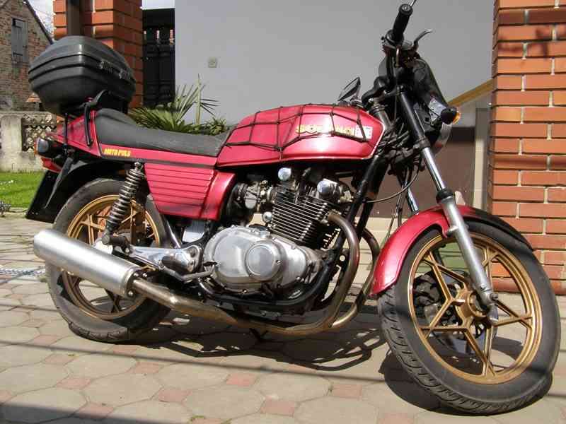 Suzuki GS 450, 1981 god.