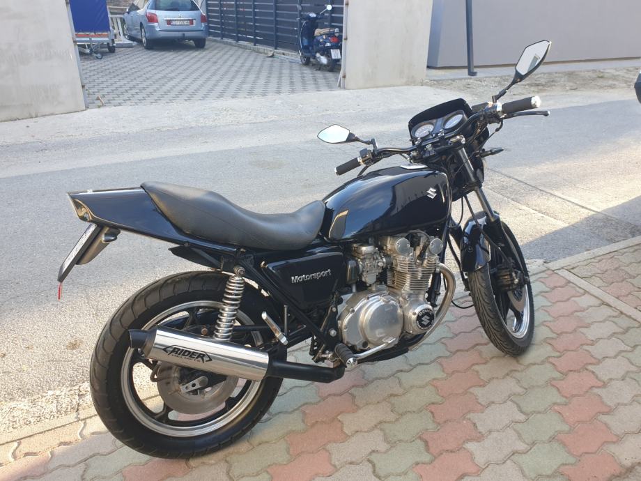 Suzuki GS 550 E 1981, 1981 god.