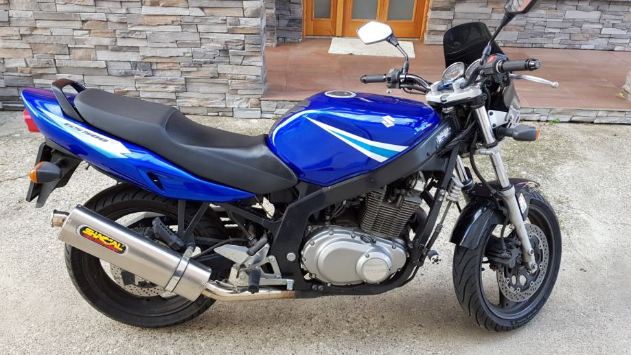Suzuki GS500 500cm3 35kW, 2005 god.