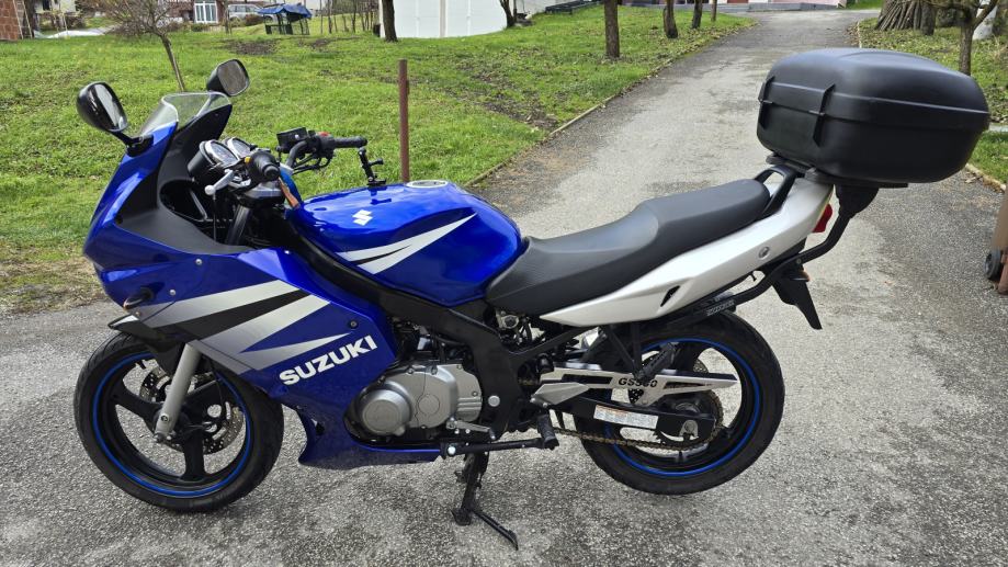 Suzuki GS500F 487 cm3, 2005 god.