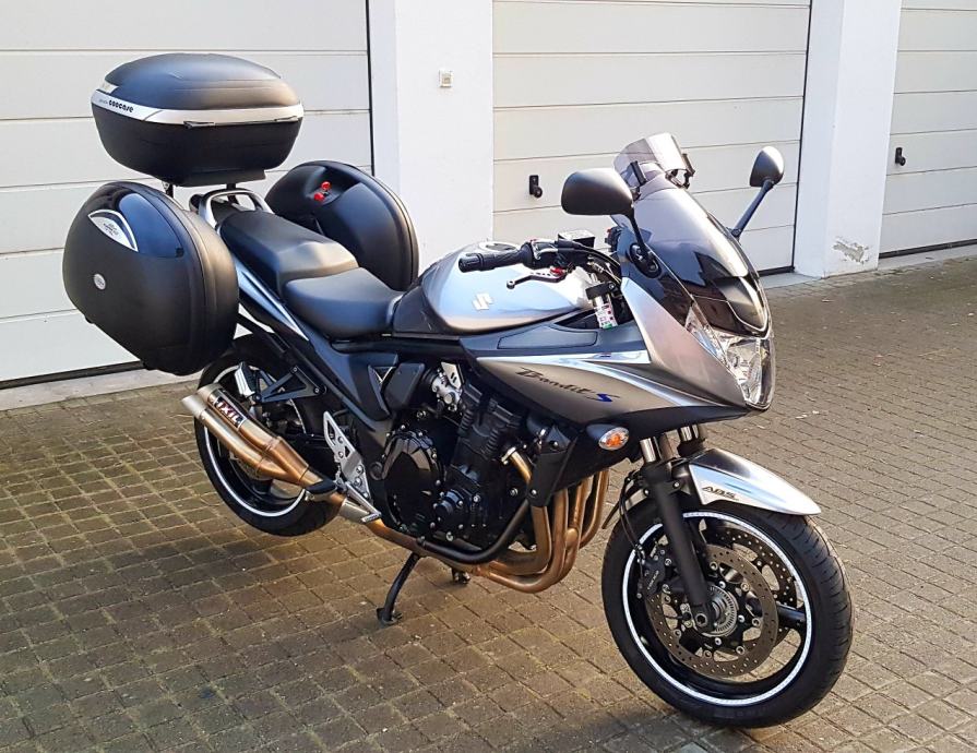 Suzuki GSF 650 SA Bandit 659 cm3, 2010 god.