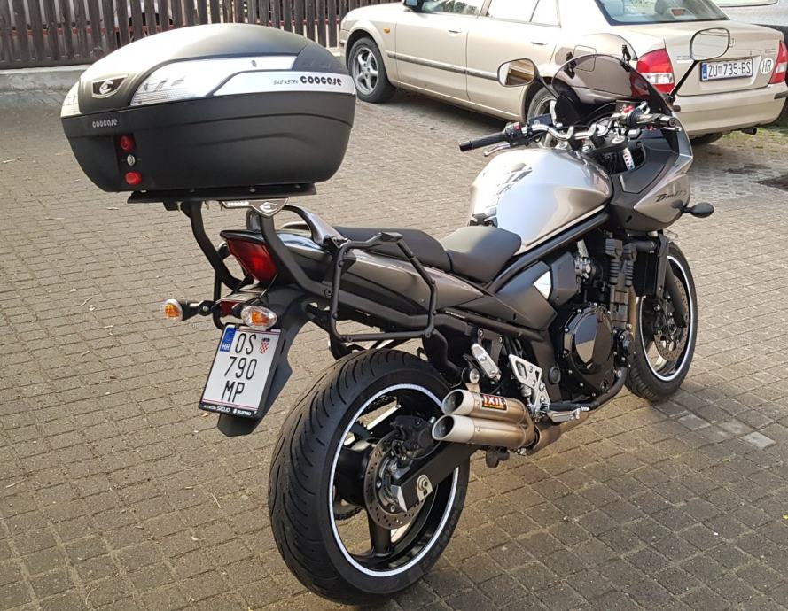 Suzuki GSF 650 SA Bandit 659 cm3, 2010 god.