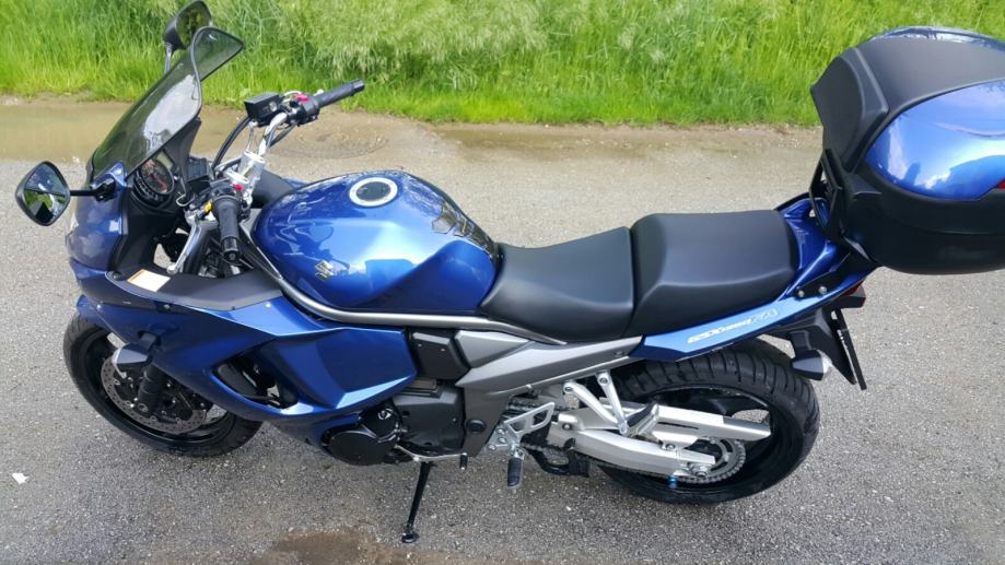 Suzuki GSX 1250 FA 1250 cm3 reg do 4/18 HITNO, 2014 god.