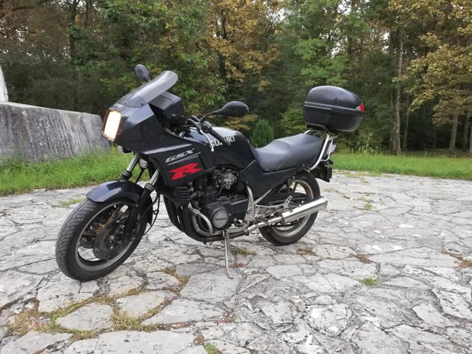 Suzuki GSX 400 FWS (1985), 1985 god.